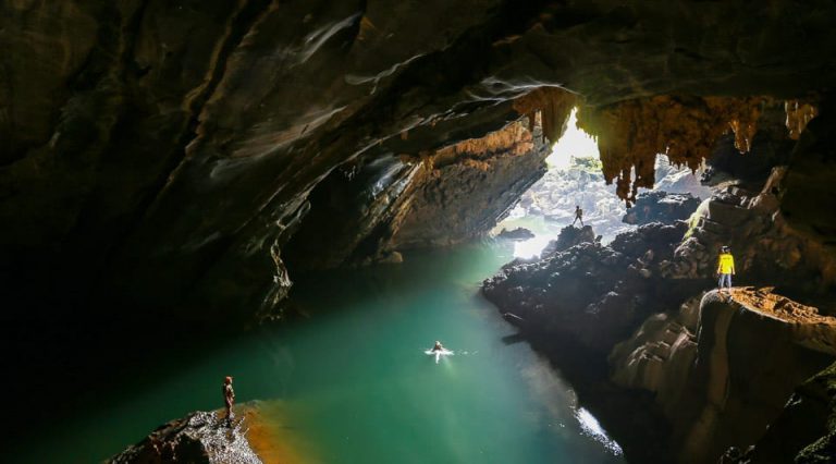 Trekking khám phá vẻ đẹp hang Trạ Ang | Trekking-Camping