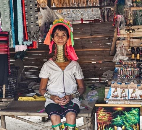 Tour Trekking Doi Inthanon - Làng Cổ Dài Karen - Làng Shan 3 Ngày 2 Đêm ...